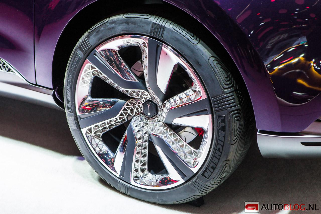 Renault Initiale Paris Concept: een paarse droom op wielen