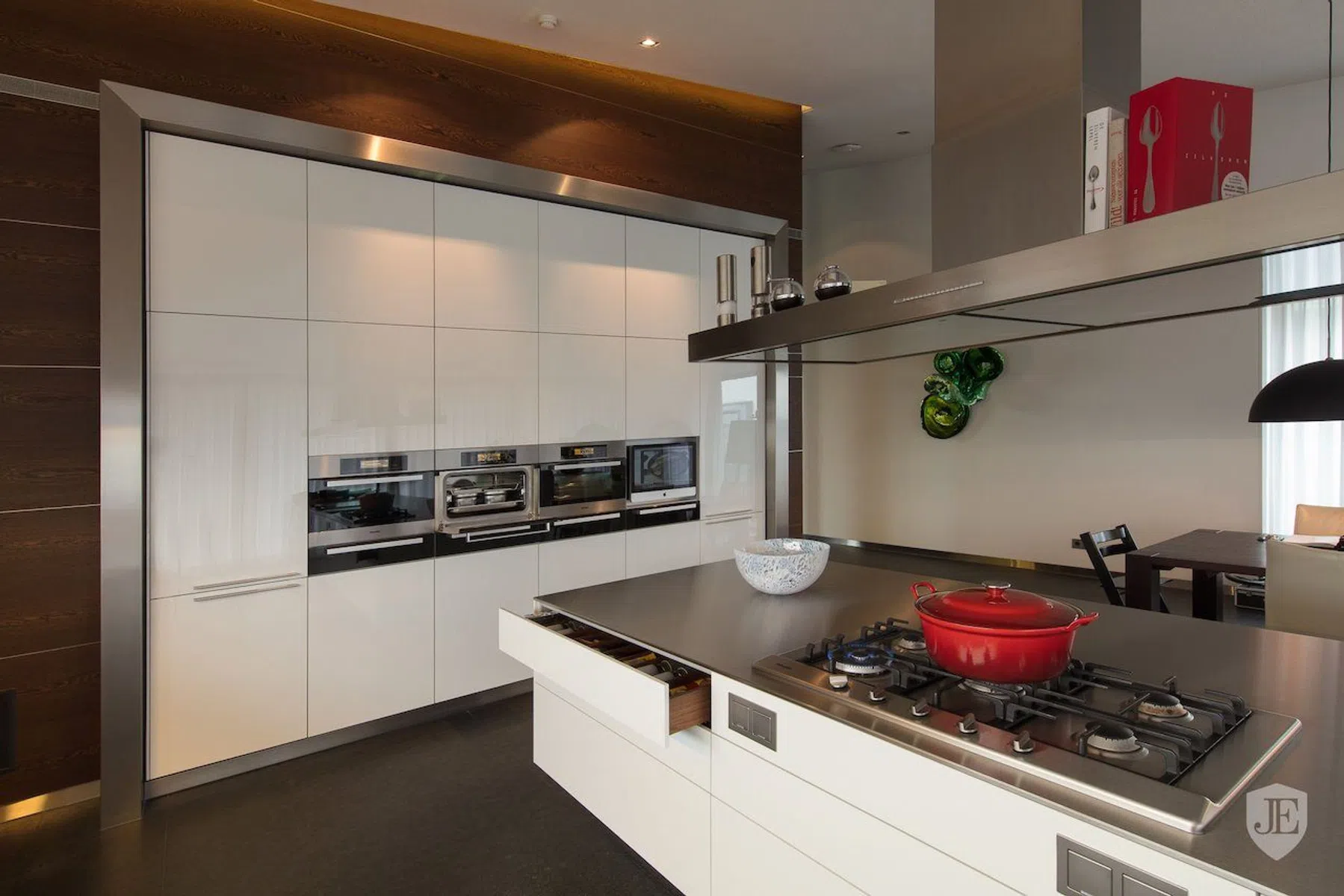 Moderne villa in Heerlen is om je vingers bij af te likken