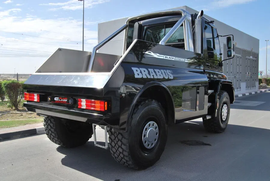Bijzondere occasion: Brabus Unimog U500 Black Edition