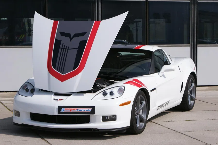 Geiger gaat over de Corvette Grand Sport heen