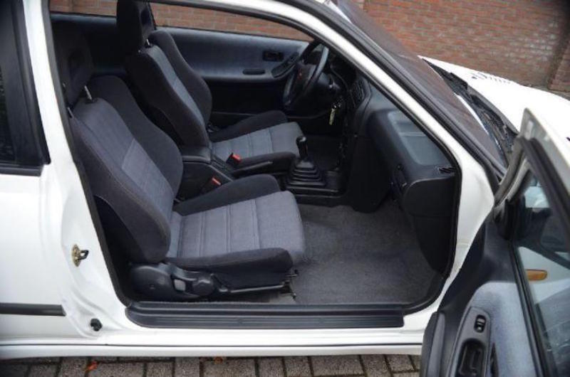 Wow, een originele Nissan Sunny GTi-R te koop