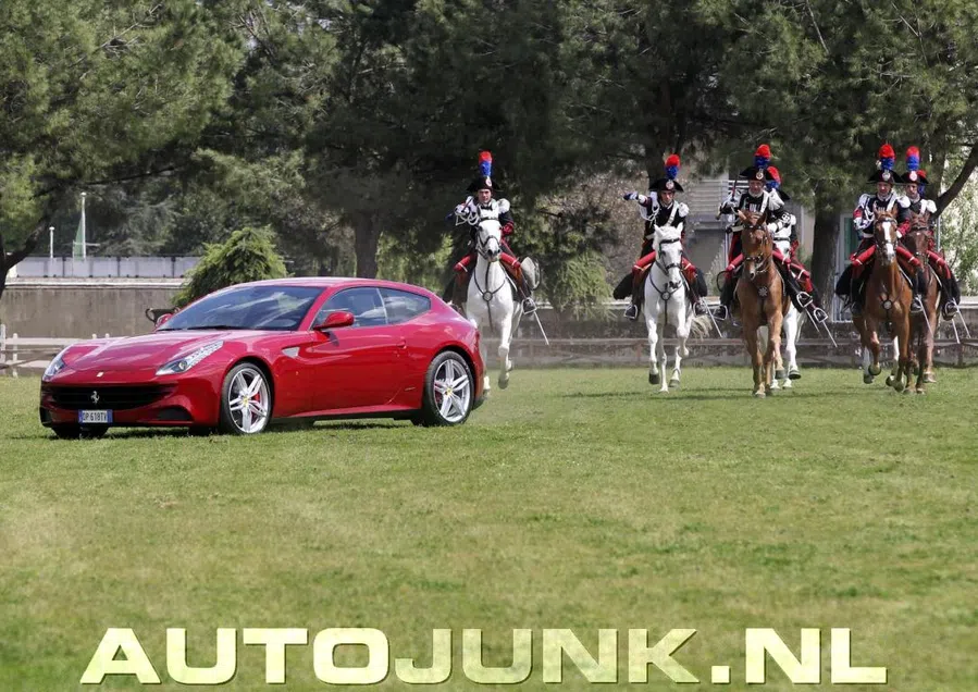 Ferrari plugt Queen Elizabeth II