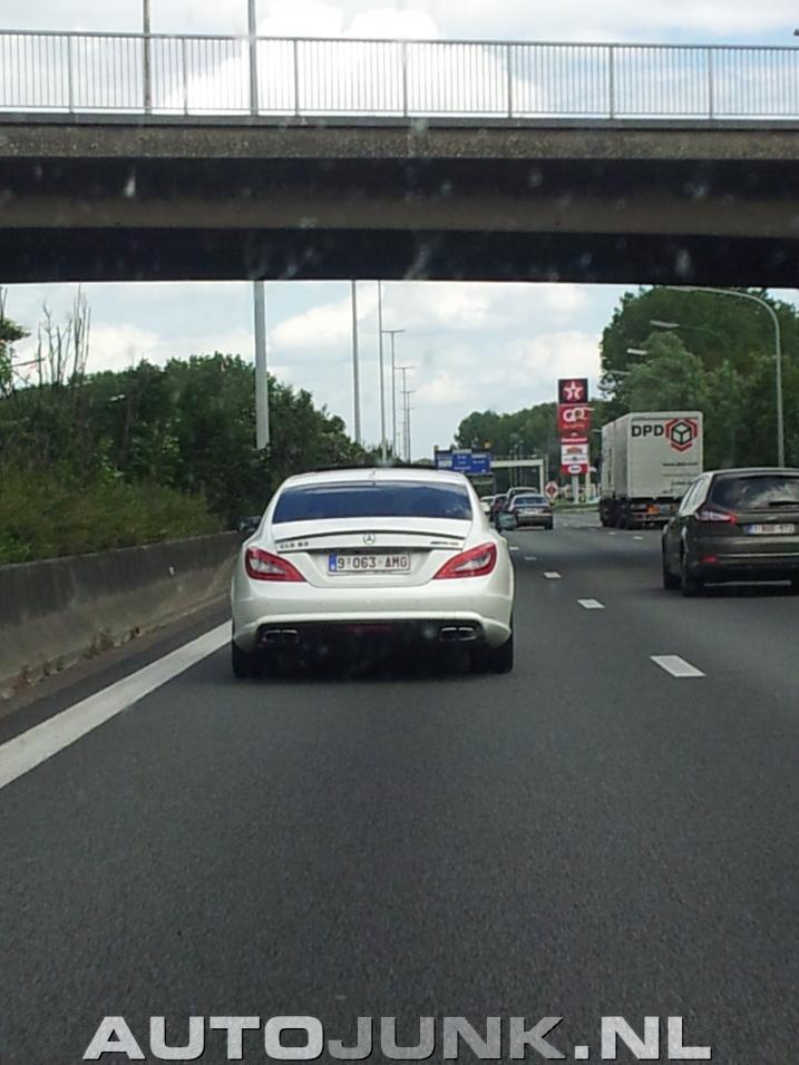 Mercedes cls 63 AMG met leuke nummerplaat