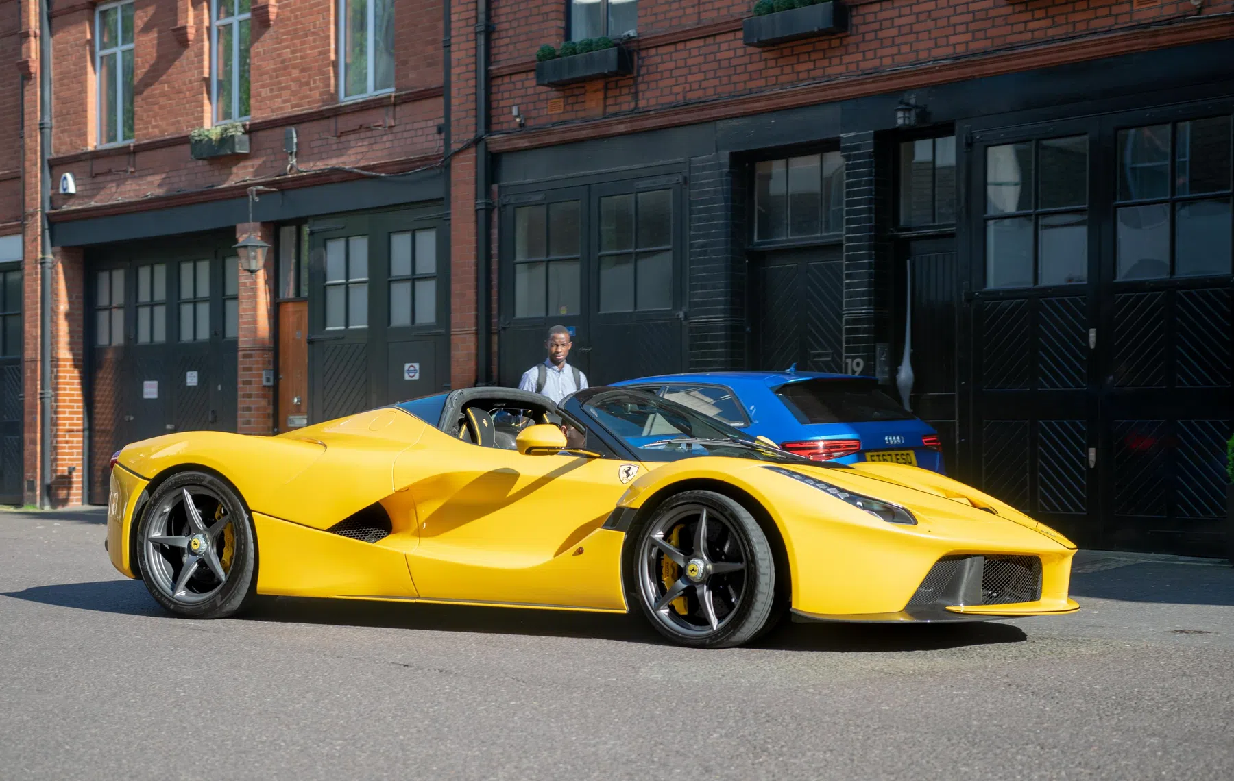 Ferrari LaFerrari Aperta