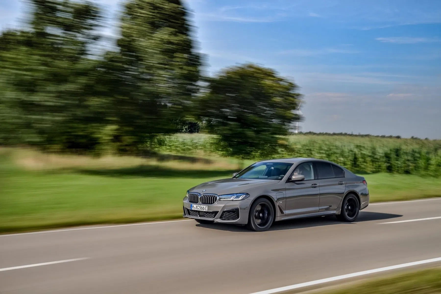 BMW 545e is de interessantste Fünfer van het moment