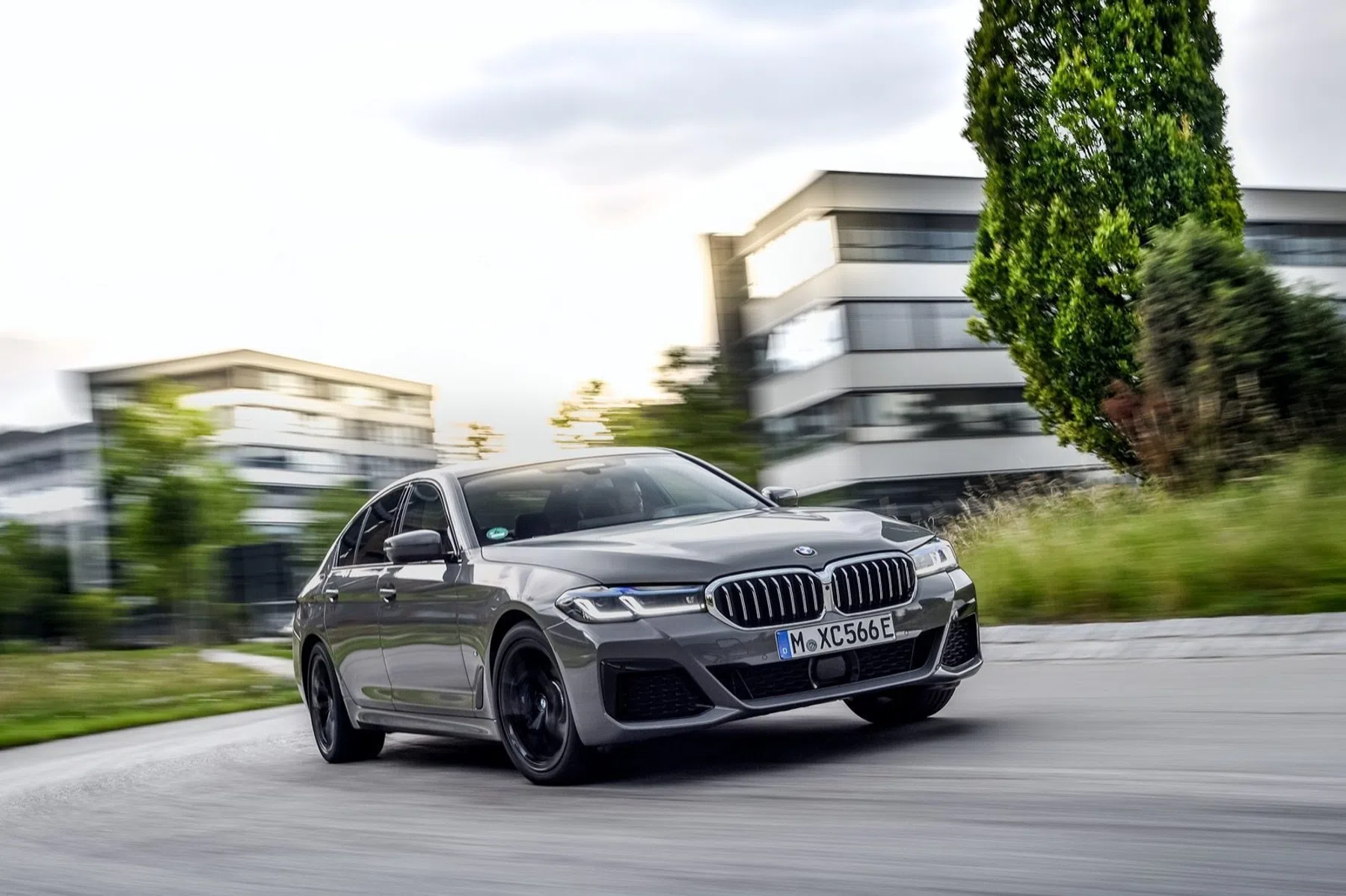 BMW 545e is de interessantste Fünfer van het moment