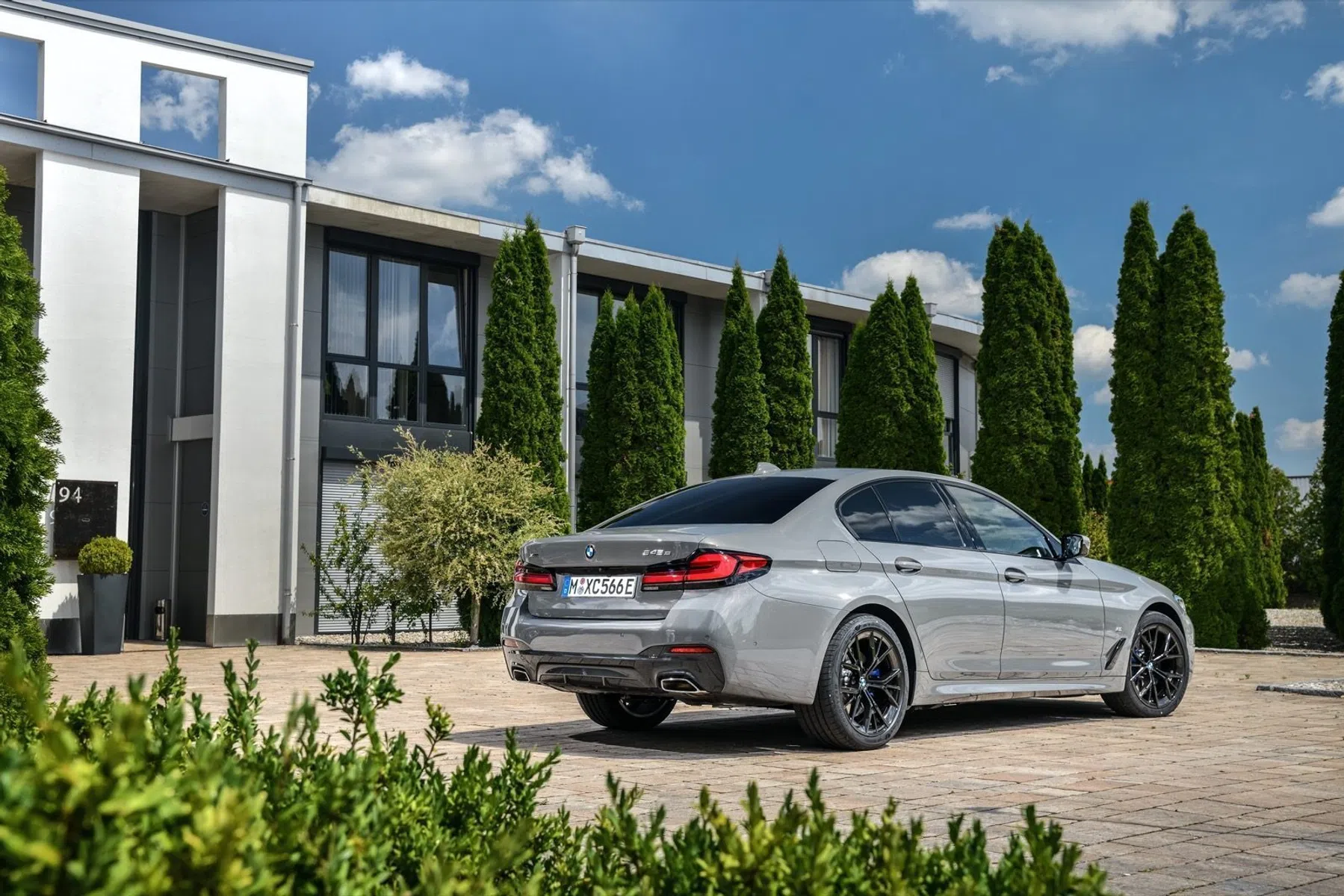 BMW 545e is de interessantste Fünfer van het moment