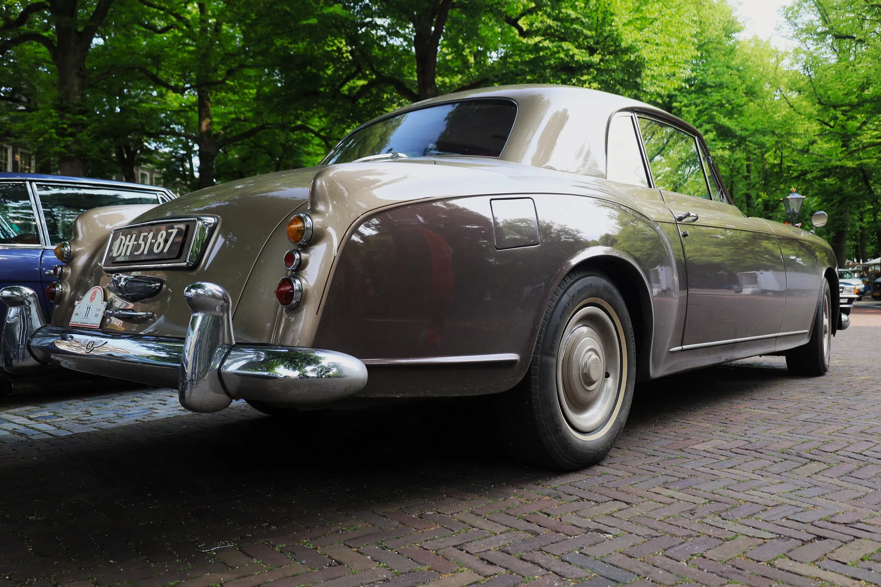 Bentley Continental Park Ward S1