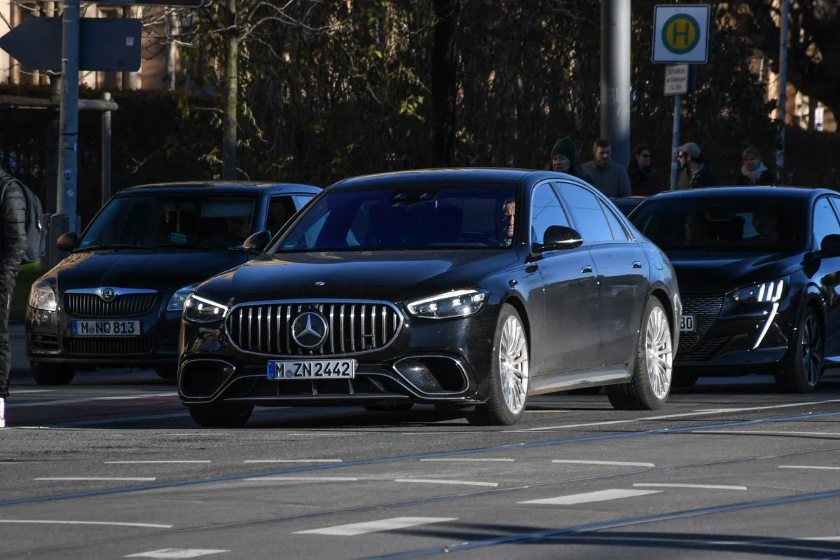 Mercedes-AMG S63