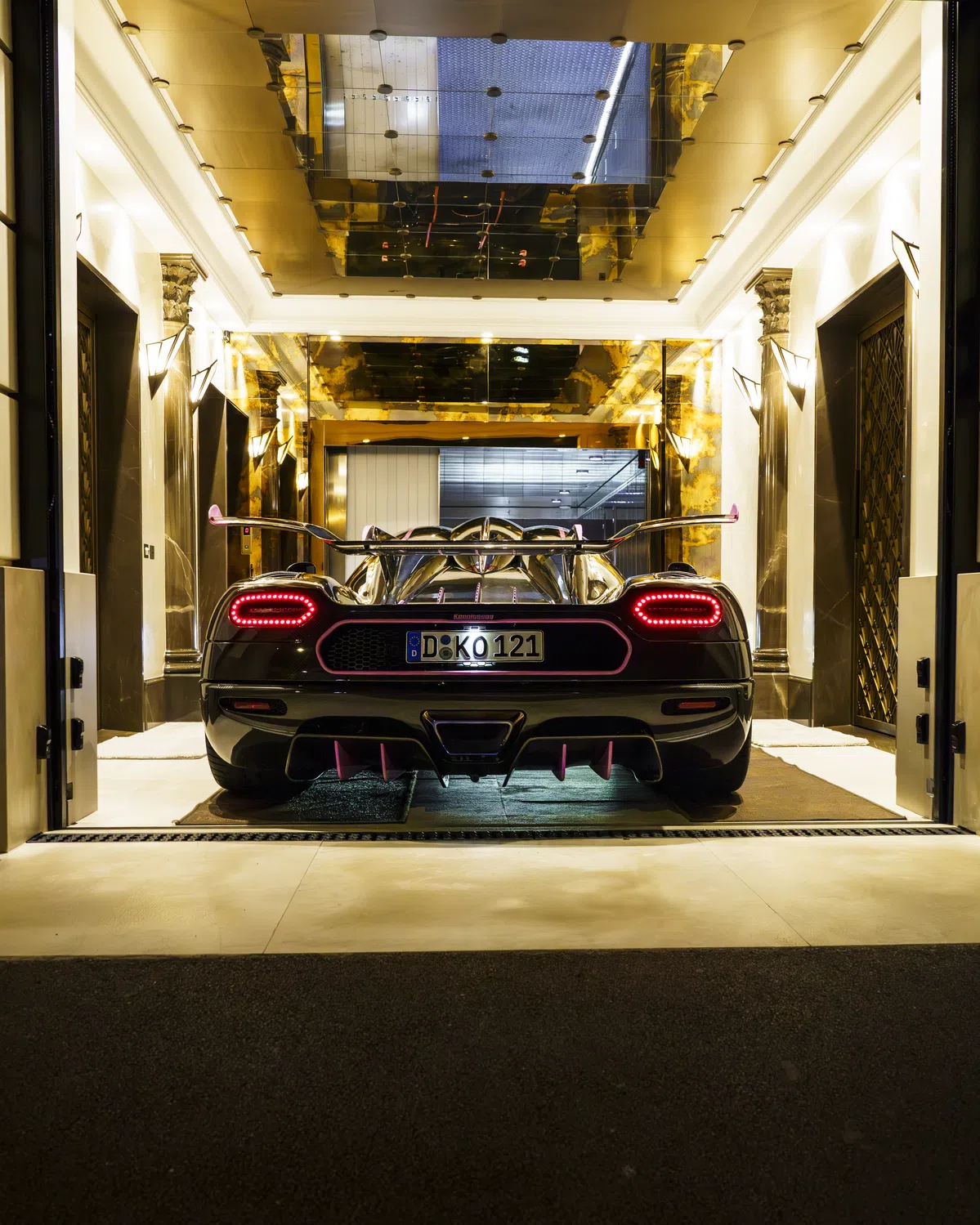 Koenigsegg One:1 J.C. van Adrian Sutil