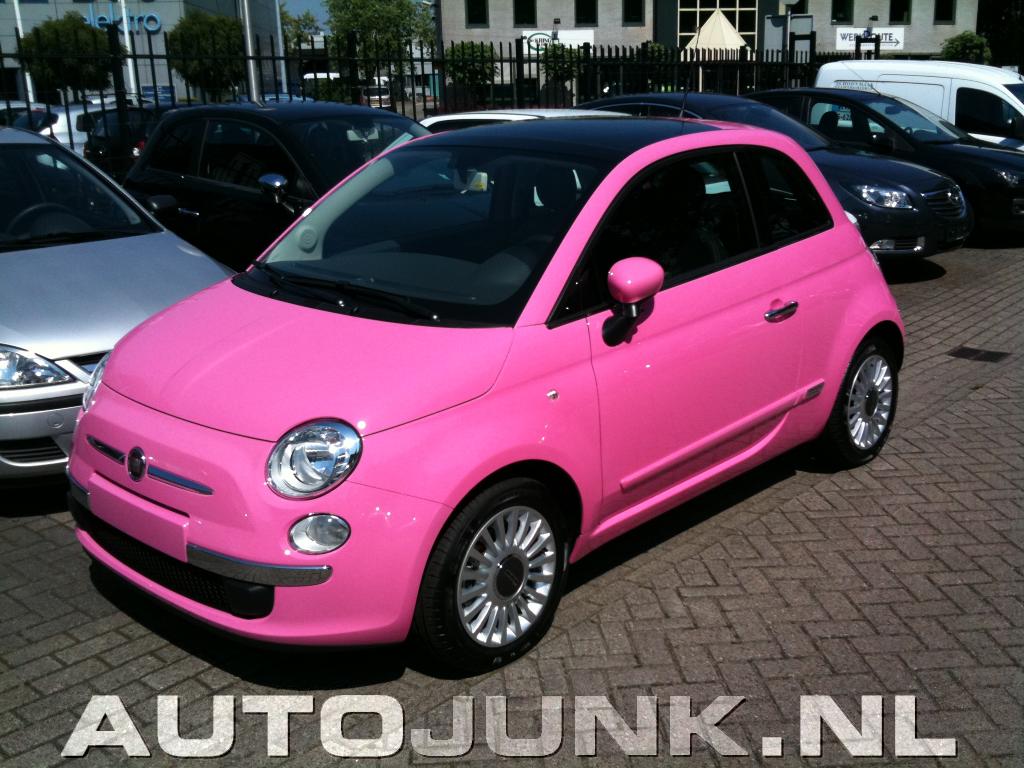 Fiat 500 Barbie + GTR met Mine’s uilaat