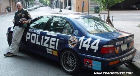 Alex Roy zoekt een nieuwe auto. Wat moet hij kopen?