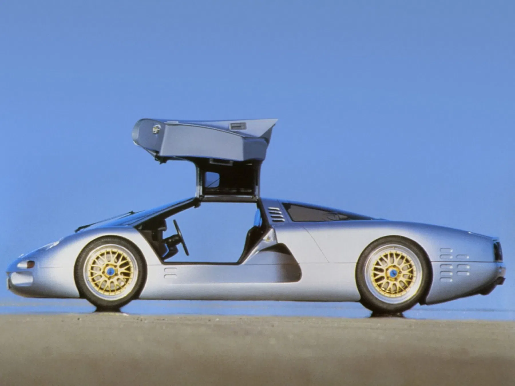 Isdera Commendatore 112i: Informatie en achtergrond special