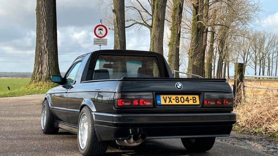 Koop deze officiële BMW e30 pick-up